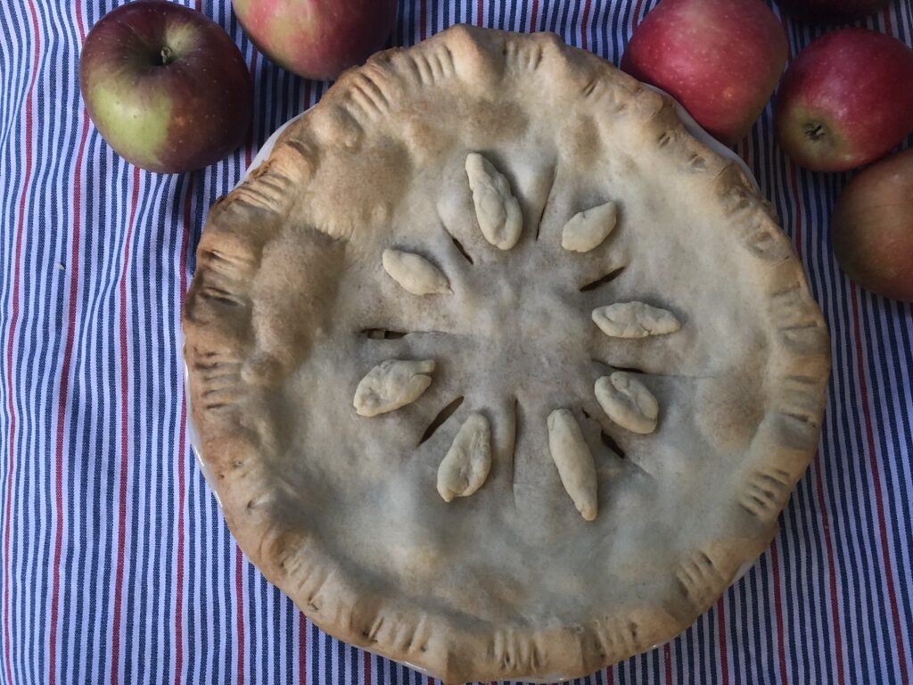 Apple Pie - Ola's Bakery - Baking Recipes with European Flour